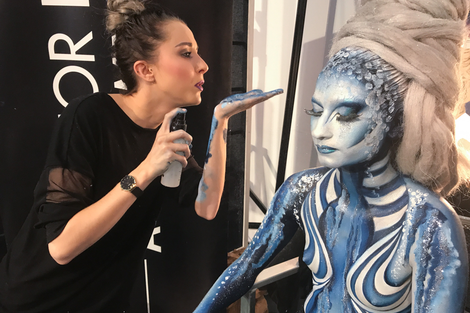 Backstage - Pauline Layre Makeup - Maquilleuse professionnelle à Nice